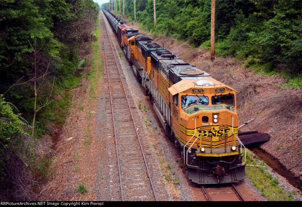 BNSF 9875 CSX Train K044 Crude Oil Loads